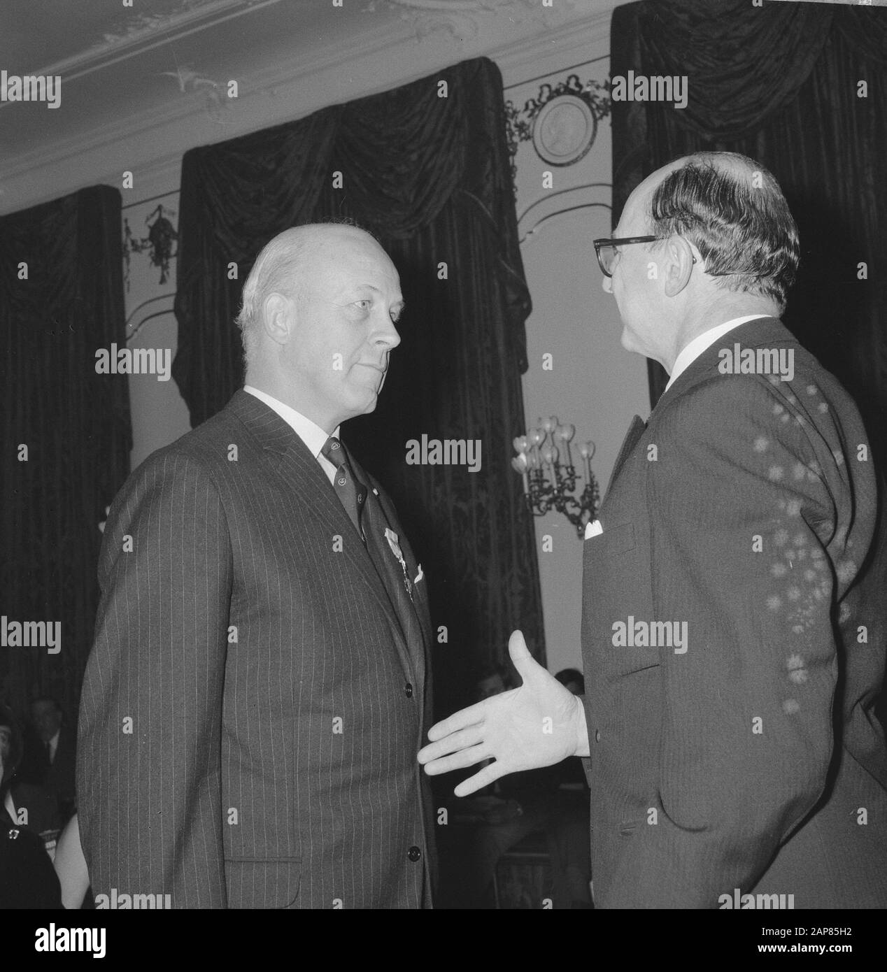 1965 british week hi-res stock photography and images - Alamy