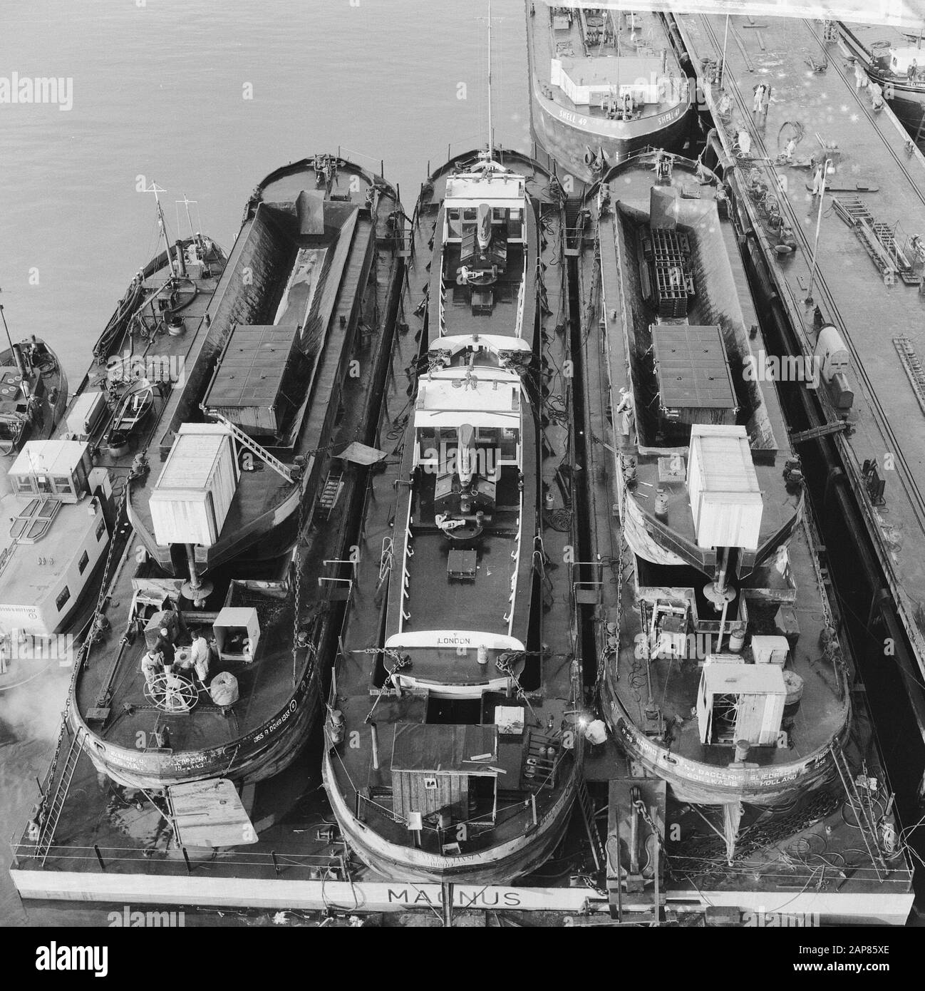 Oil industry engineering firm hi-res stock photography and images - Alamy