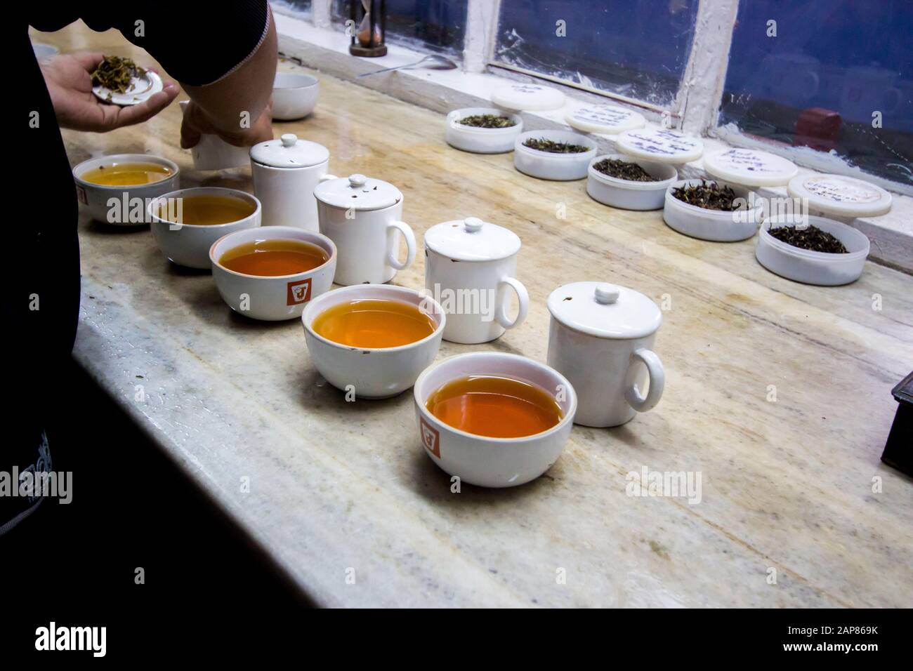 Tea tasting hi-res stock photography and images - Alamy