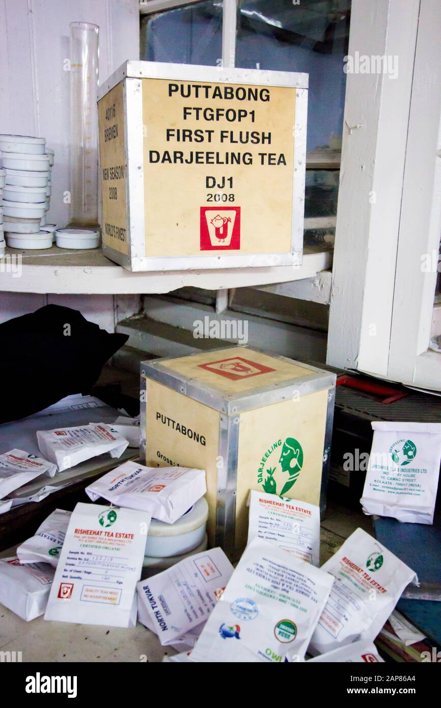 Sample plantation hi-res stock photography and images - Alamy