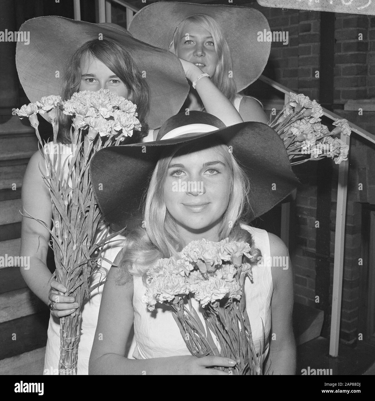 August 28 1969 Black and White Stock Photos & Images - Alamy