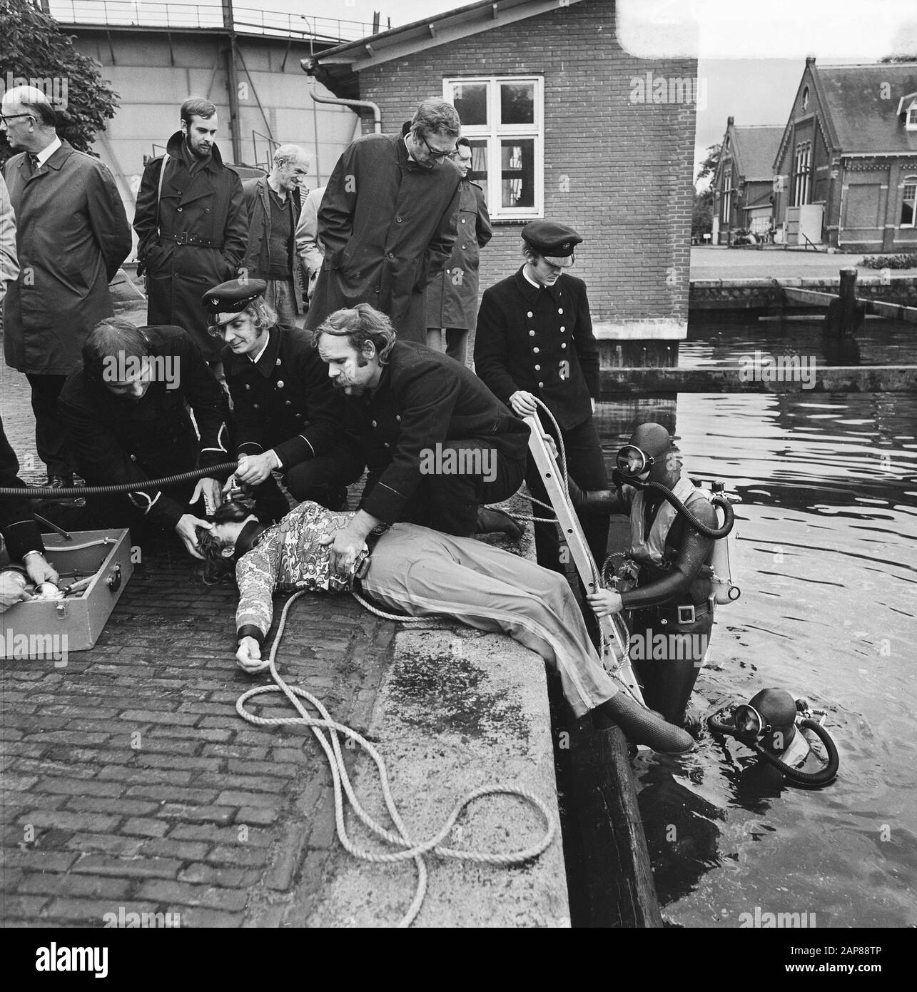 11 october 1973 hi-res stock photography and images - Alamy