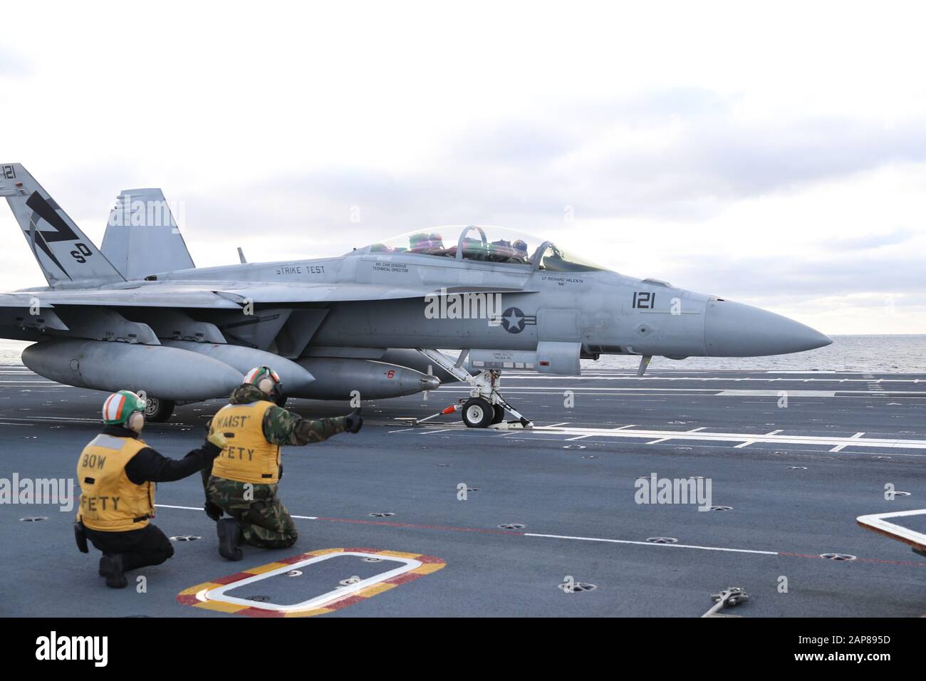 Uss indra hi-res stock photography and images - Alamy