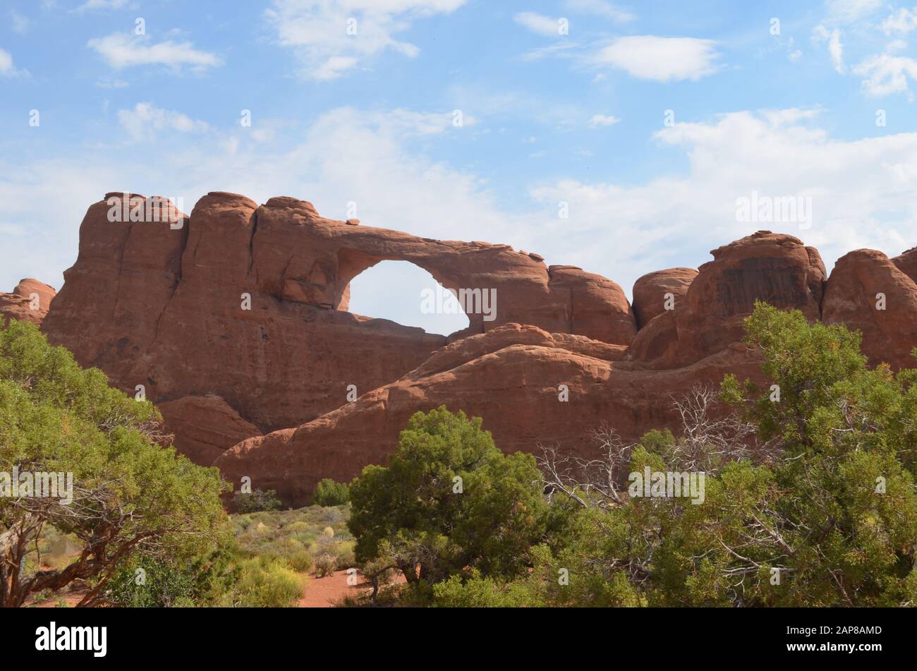 Skyline arch hi-res stock photography and images - Alamy