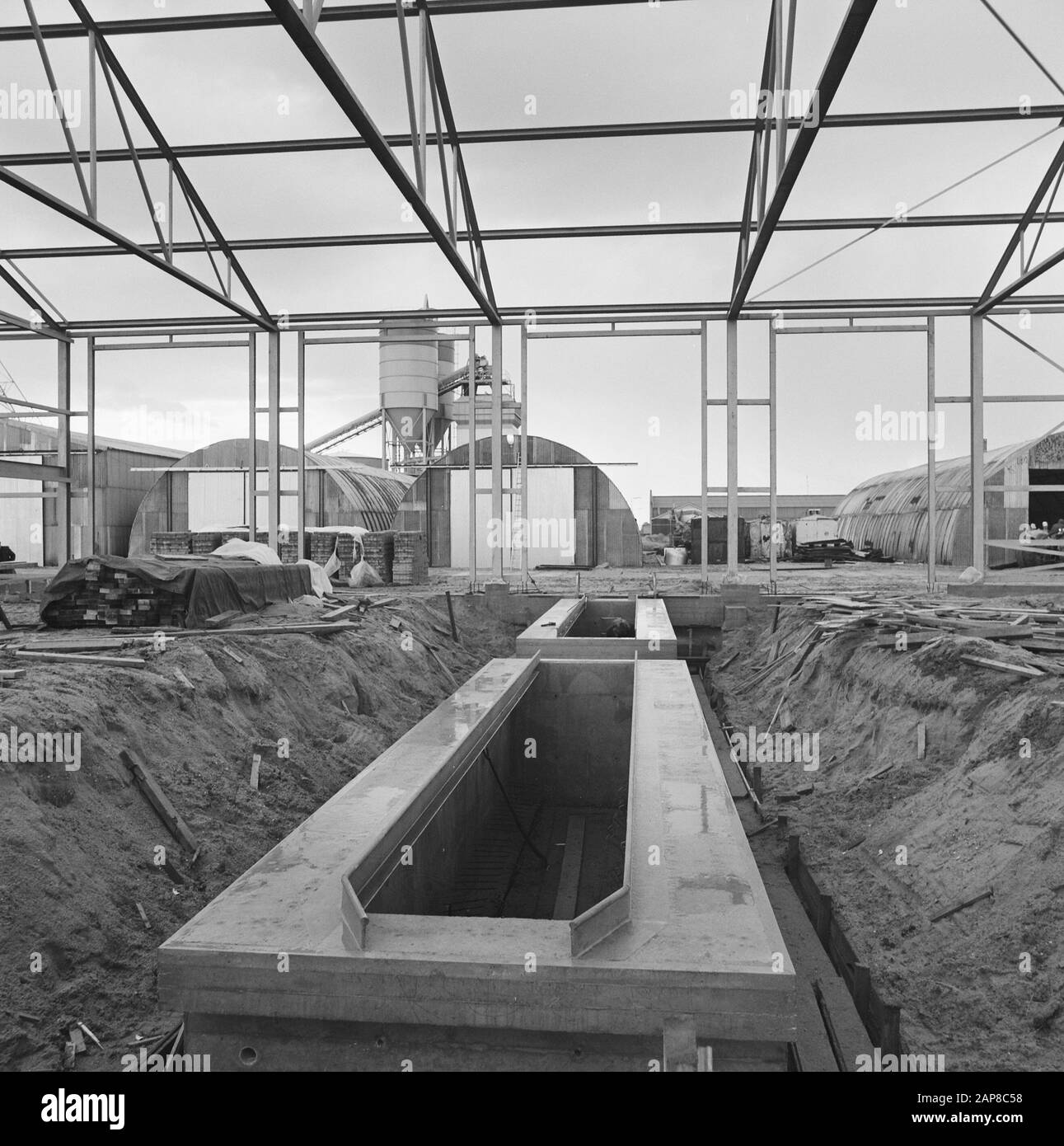 November 15 1972 hi-res stock photography and images - Alamy