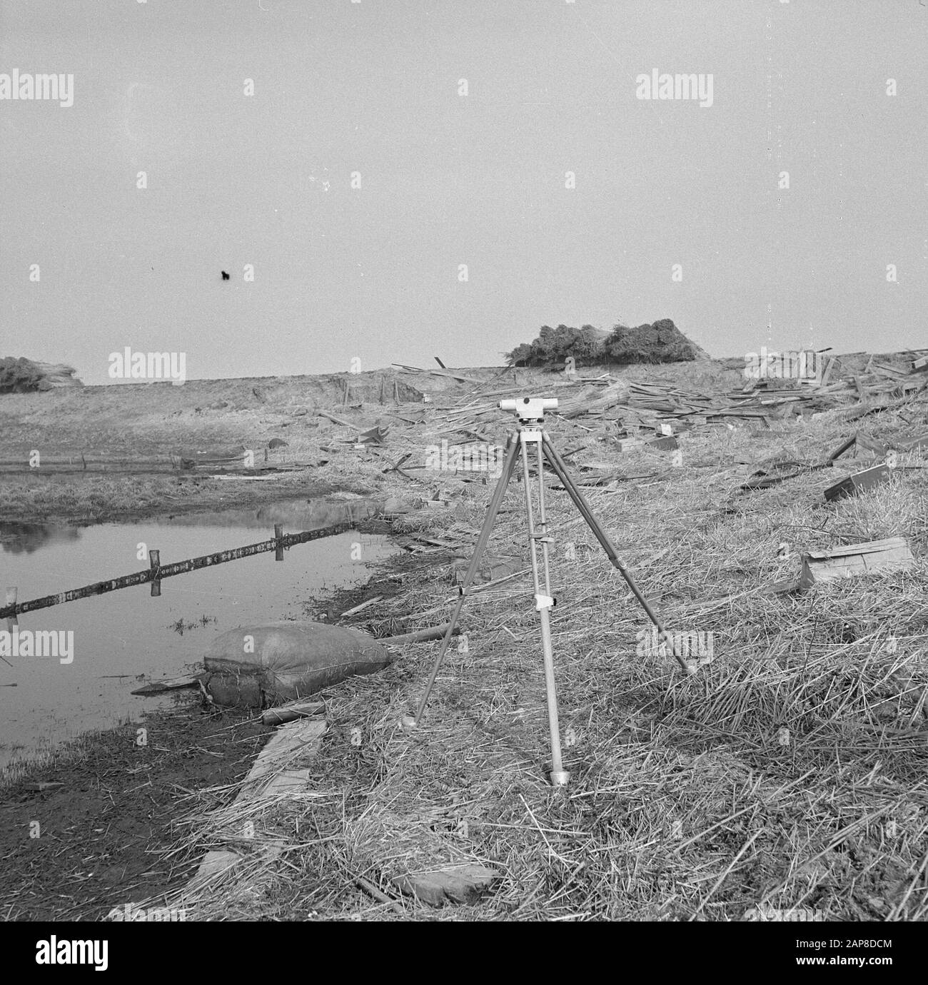 Surveying collection Black and White Stock Photos & Images - Alamy