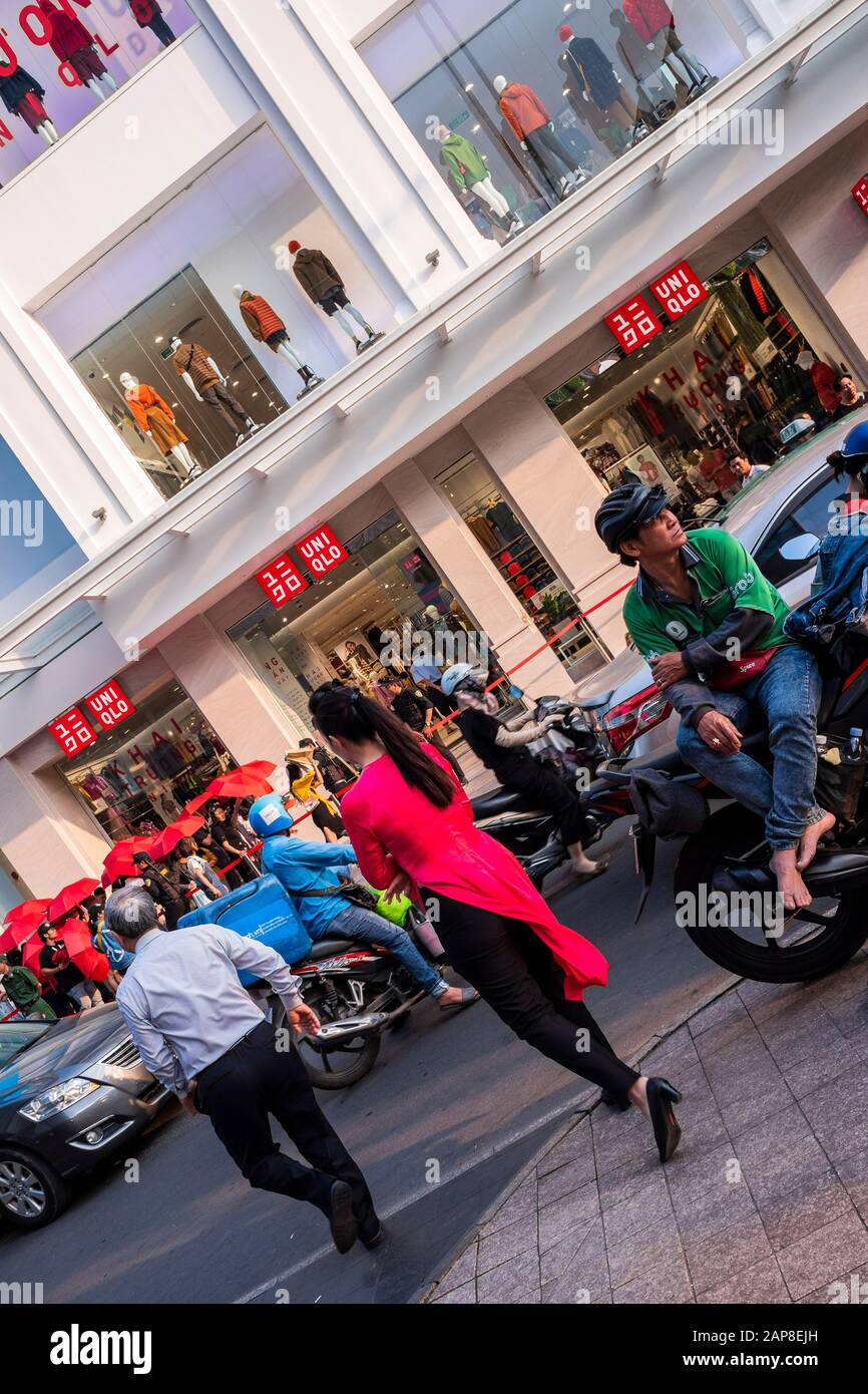 Uniqlo Japanese clothing retailer opens first store in Vietnam inside ...