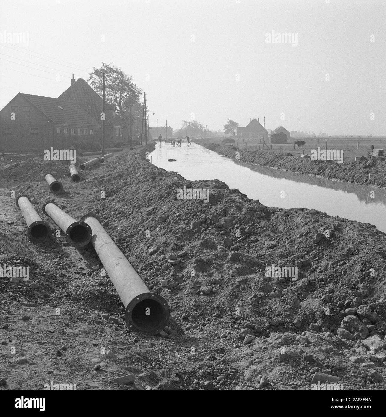 Water dikes hi-res stock photography and images - Alamy