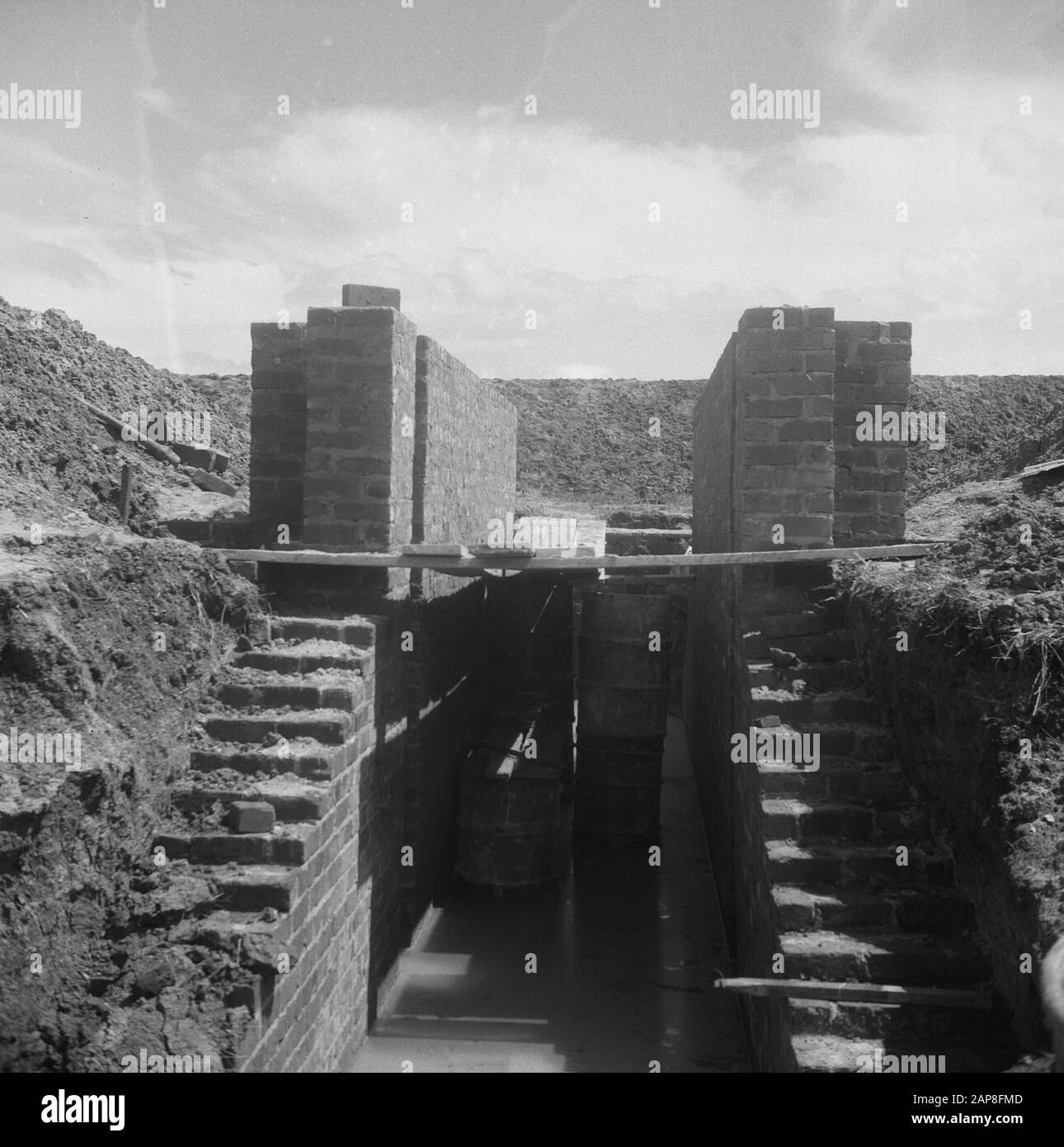 construction works, barrels Date: undated Keywords: construction works ...