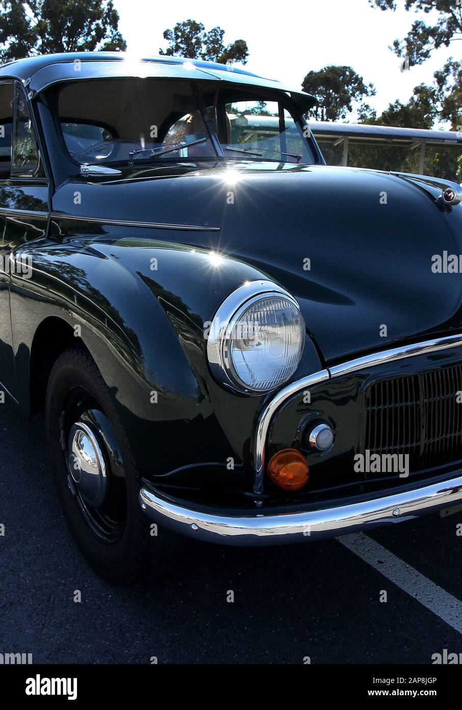 Rounded classic cars hi-res stock photography and images - Alamy
