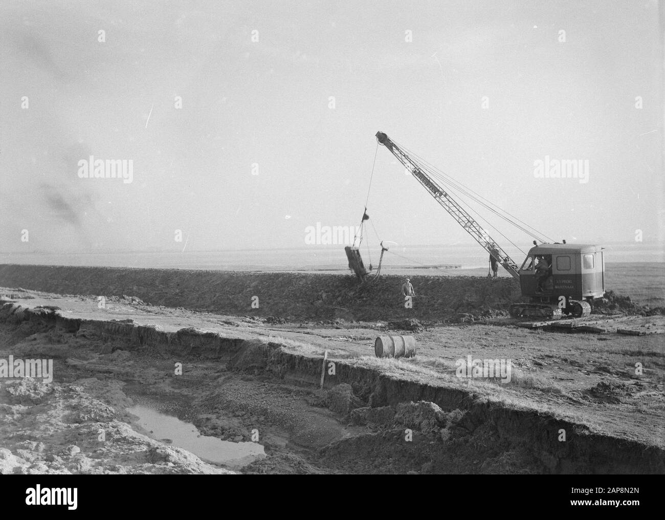 Dike improvement Black and White Stock Photos & Images - Alamy