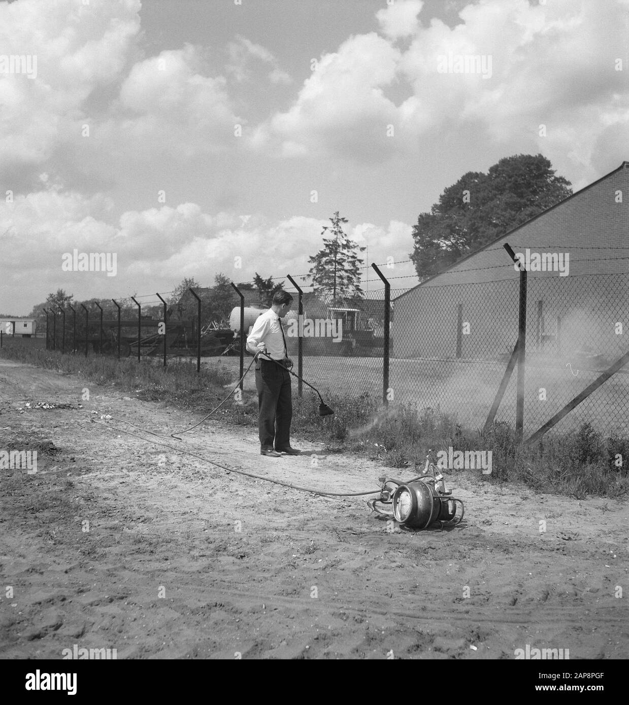 Roadwork fences hi-res stock photography and images - Alamy