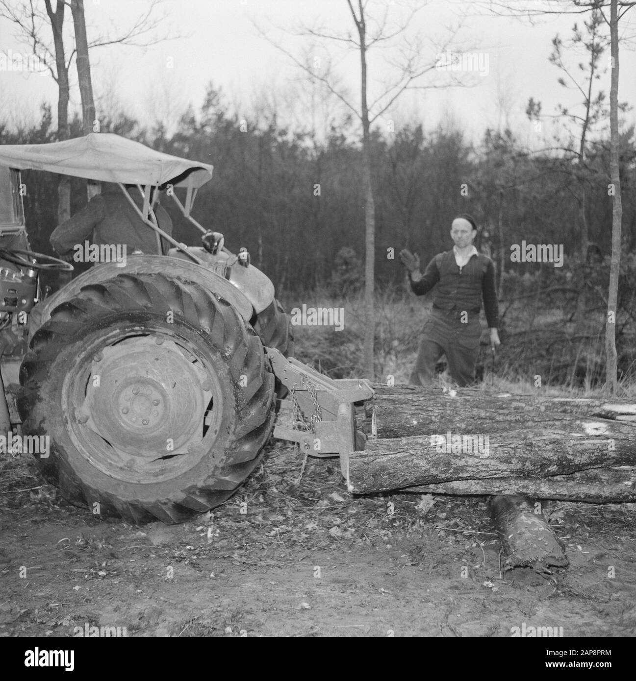 Towing tractors Black and White Stock Photos & Images - Alamy