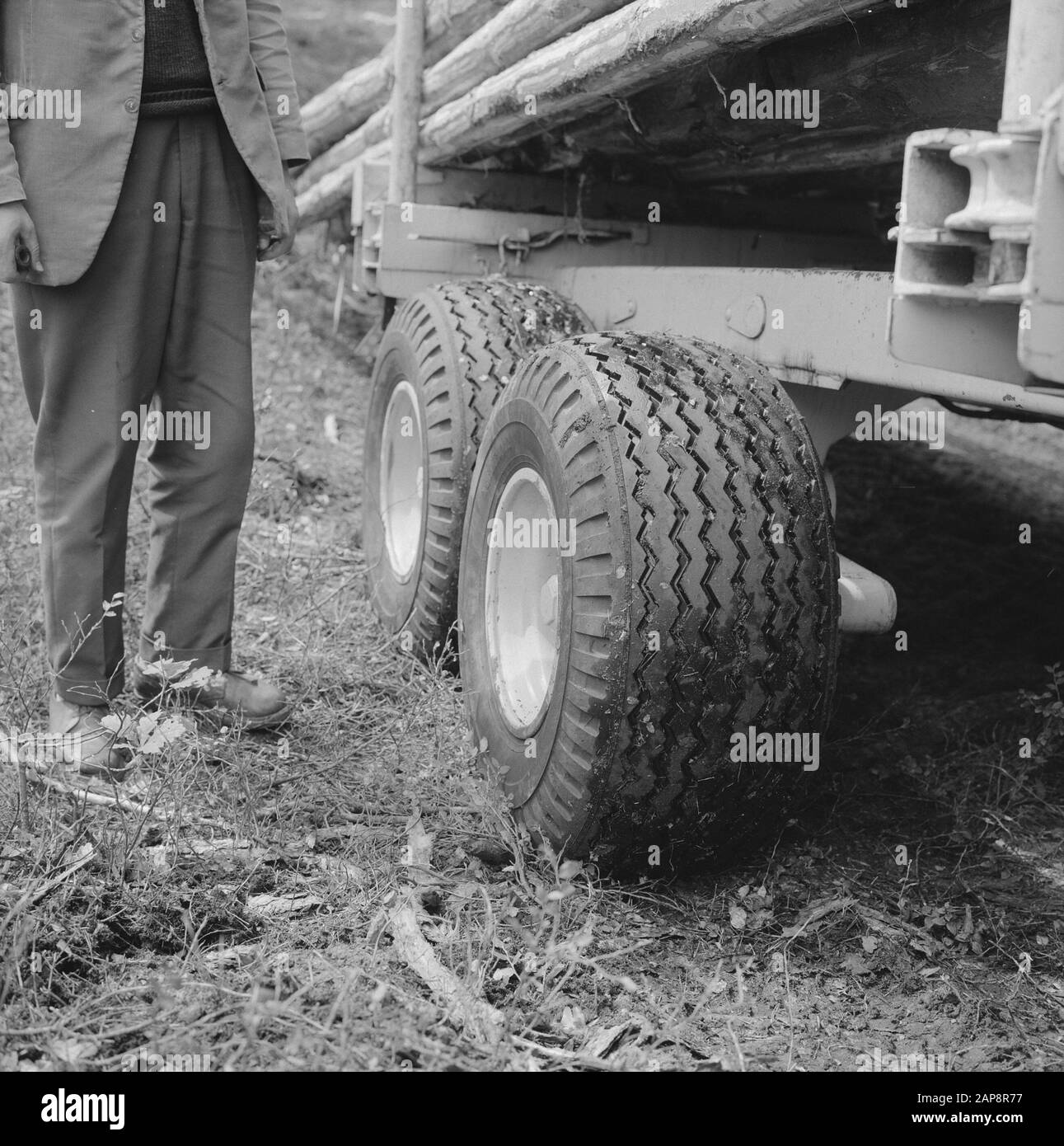 Timber wheel Black and White Stock Photos & Images - Alamy