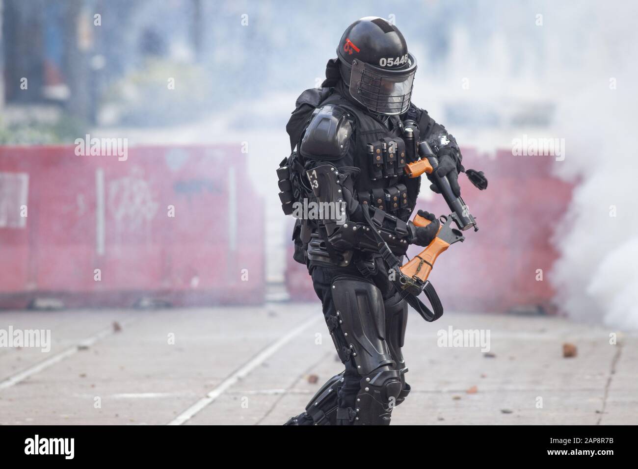 Anti riot police squad officer hi-res stock photography and images - Alamy