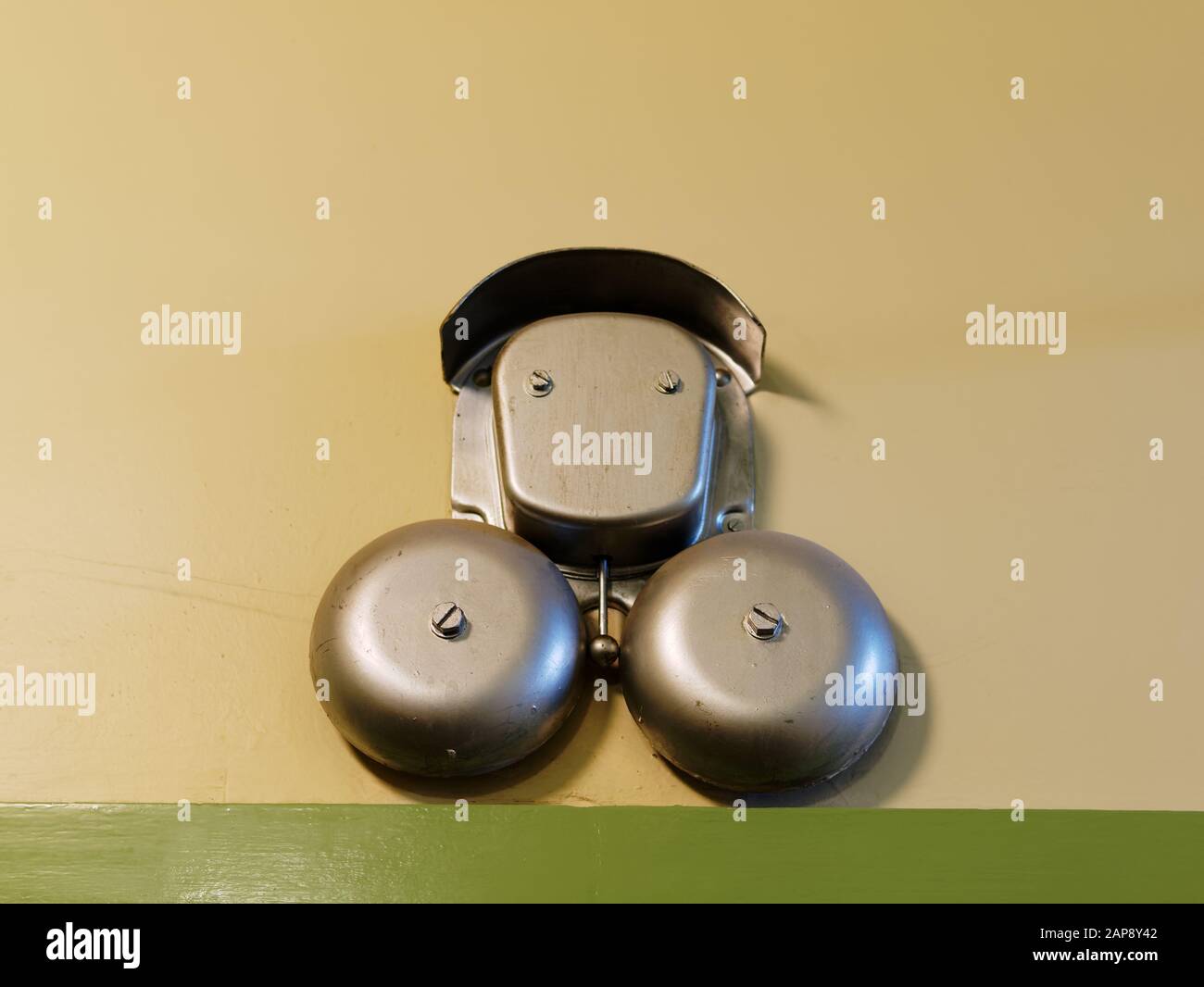 Old fire alarm bell hi-res stock photography and images - Alamy