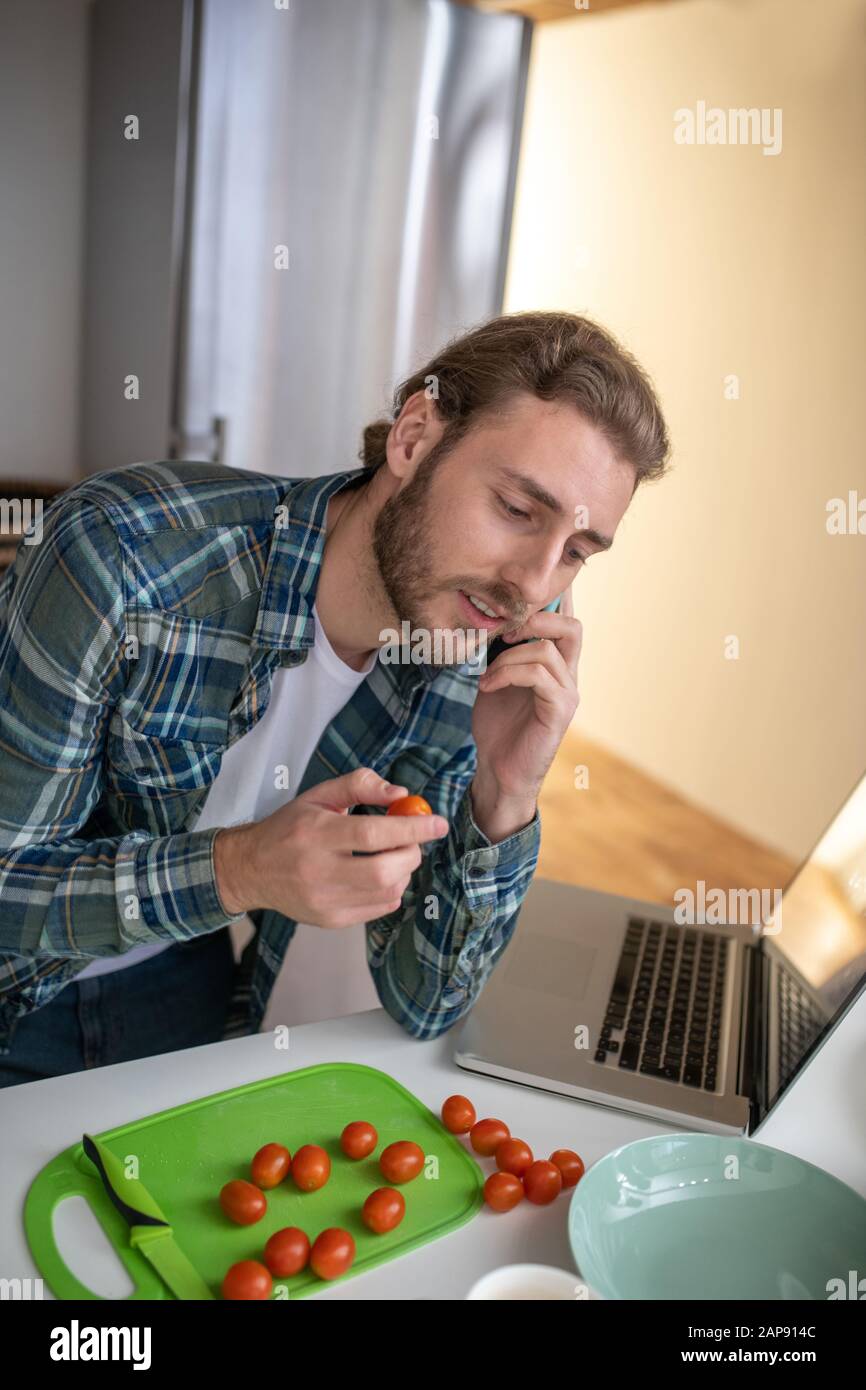 Man calling his mom hi-res stock photography and images - Alamy