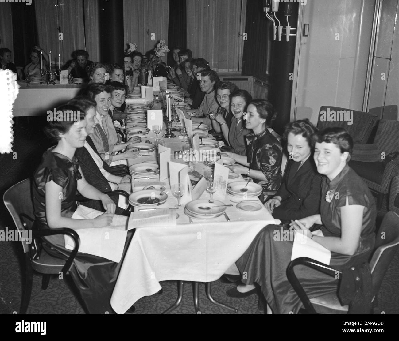 AVSV Dispuut Artemis reception and dinner Date: 24 February 1955 ...
