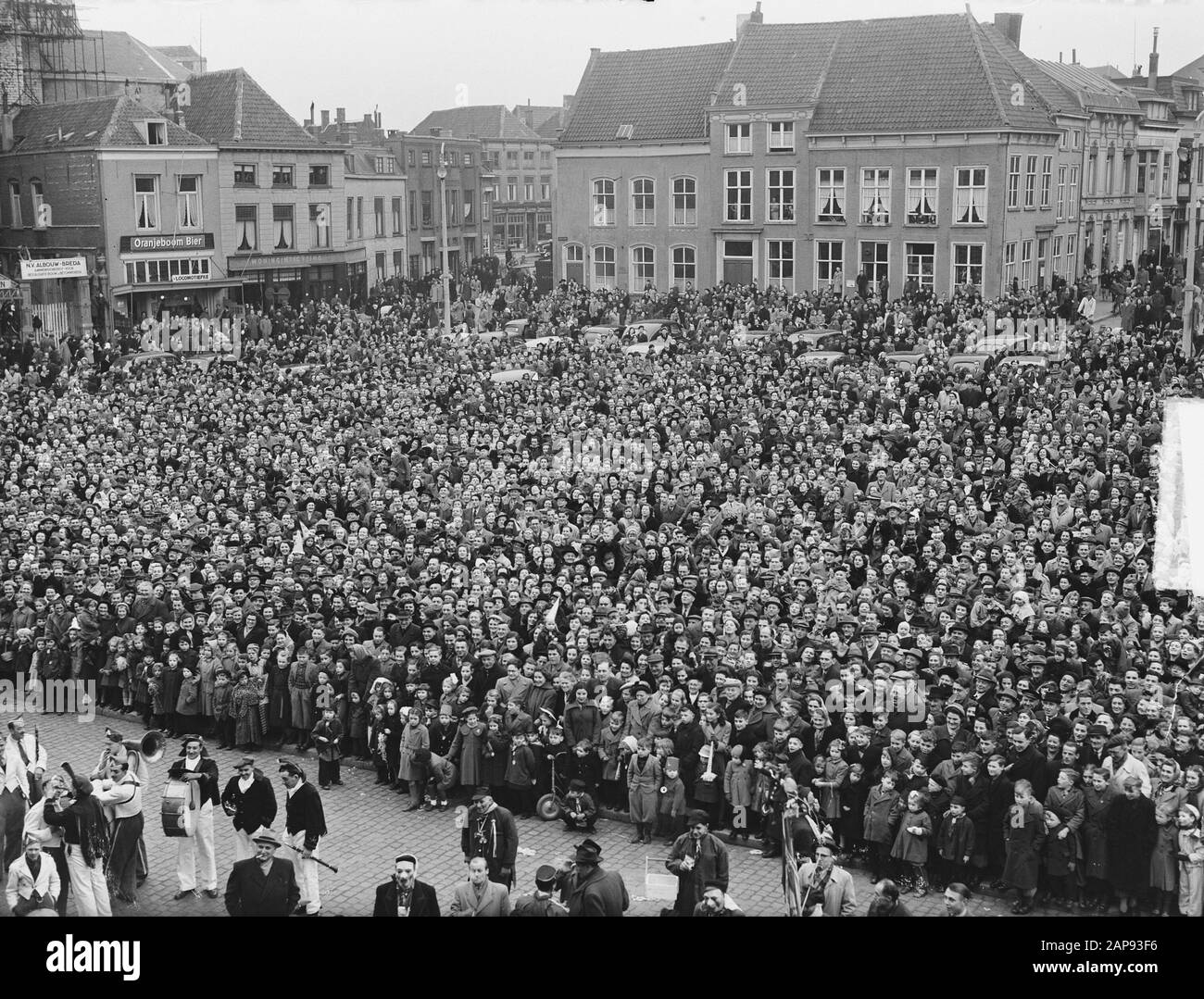 Bergen op zoom arrival Black and White Stock Photos & Images - Alamy