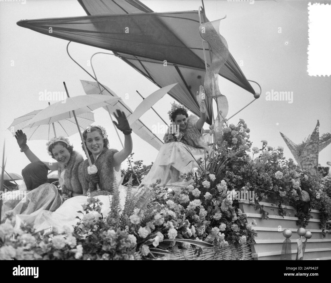 Exhibits flower show Black and White Stock Photos & Images - Alamy