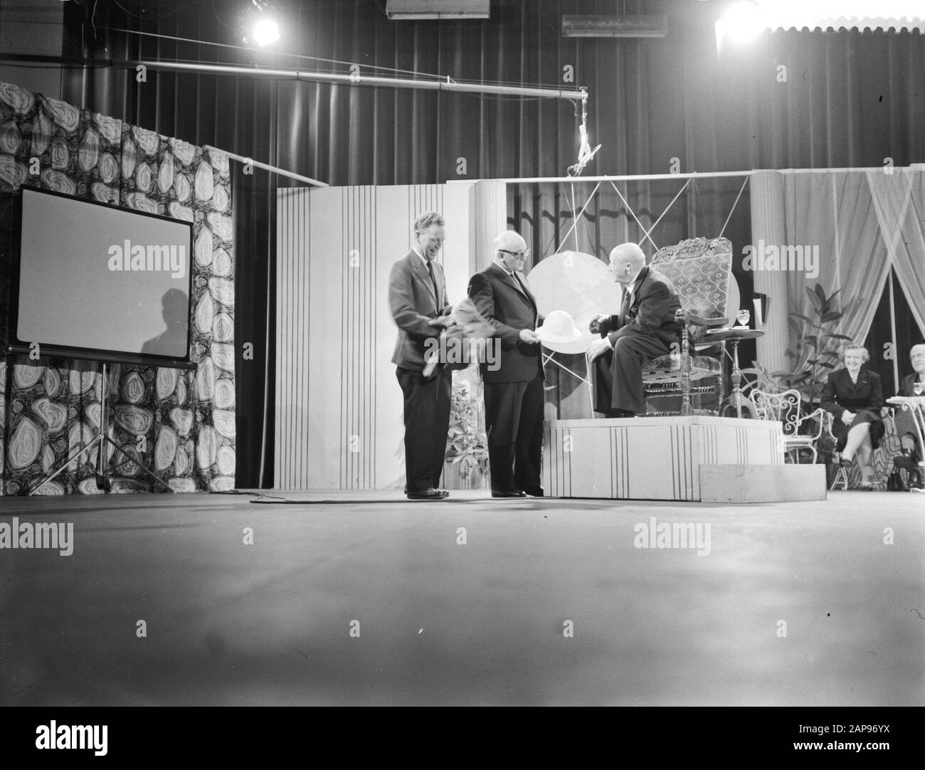 Captain van dulken hi-res stock photography and images - Alamy