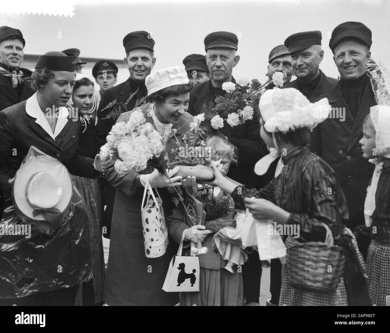 Queen canada 1959 hi-res stock photography and images - Alamy