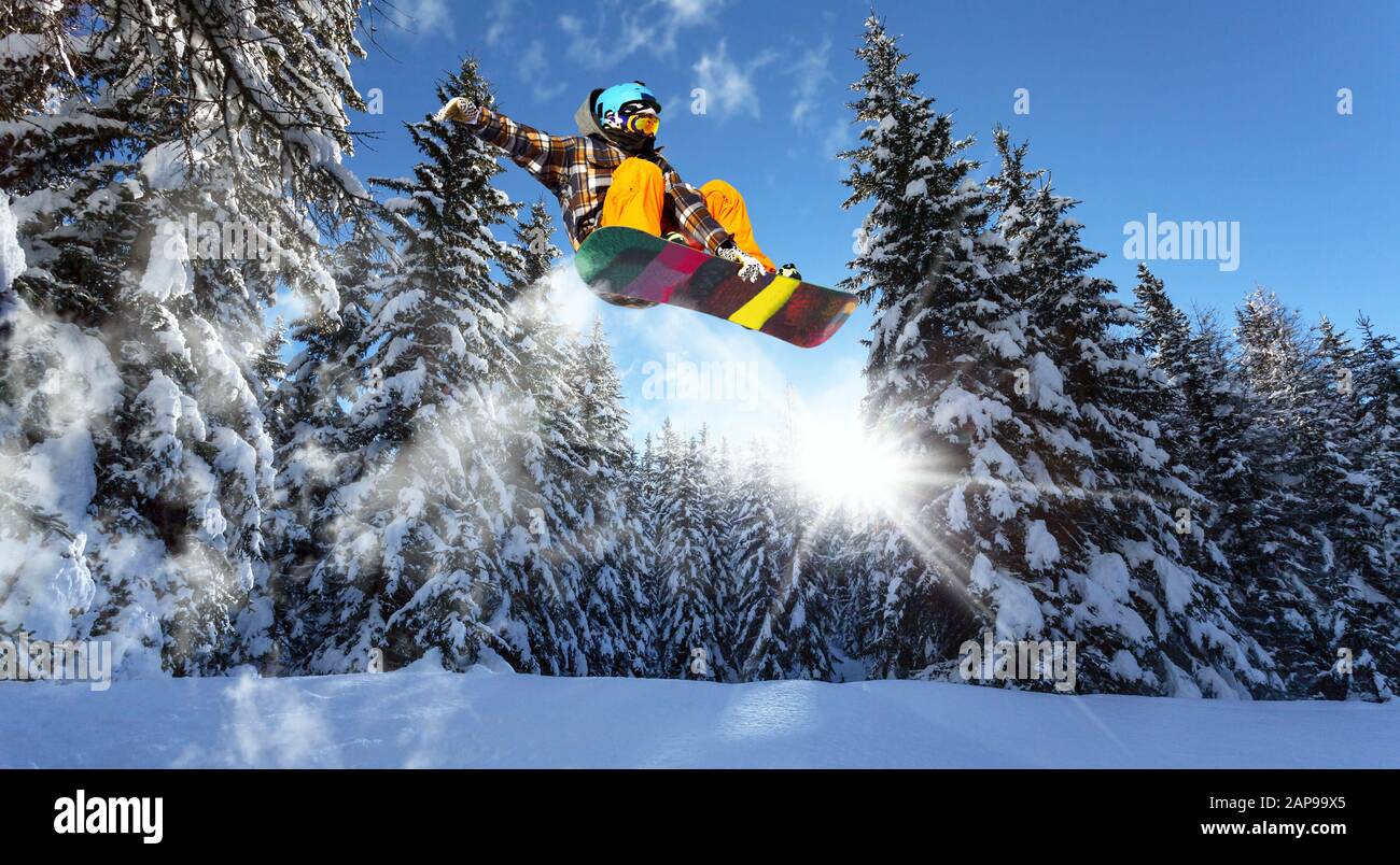 Snowboard jump hi-res stock photography and images - Alamy