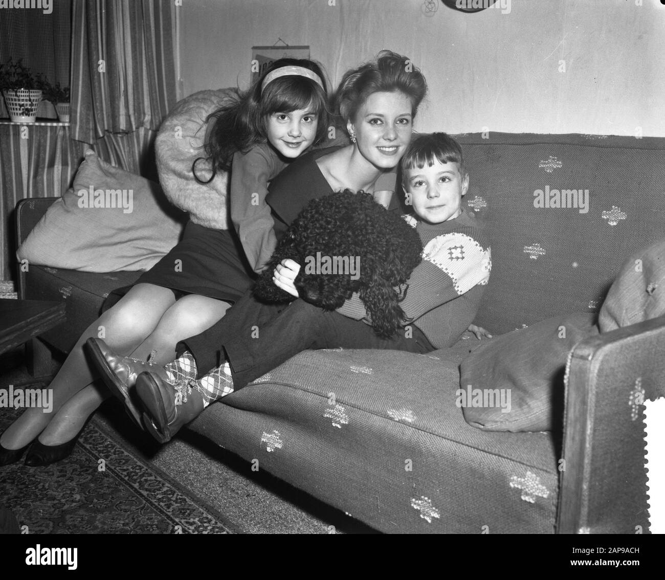 Corine Rottschäfer home, Corine with the dog and brother Jan and sister ...