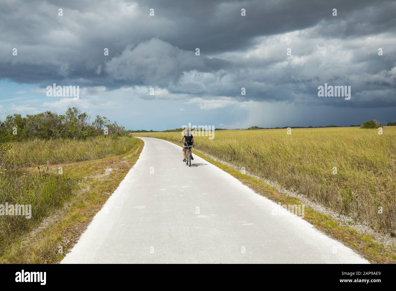 Travel to explore hi-res stock photography and images - Alamy