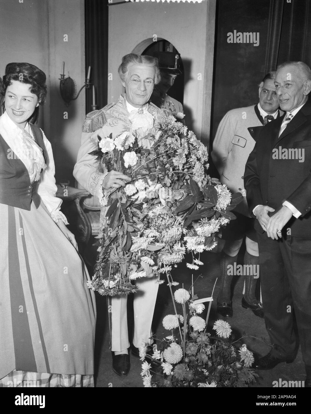 Dutch master flowers Black and White Stock Photos & Images - Alamy