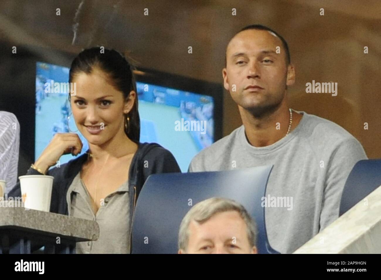 Derek jeter and minka kelly hi-res stock photography and images - Alamy