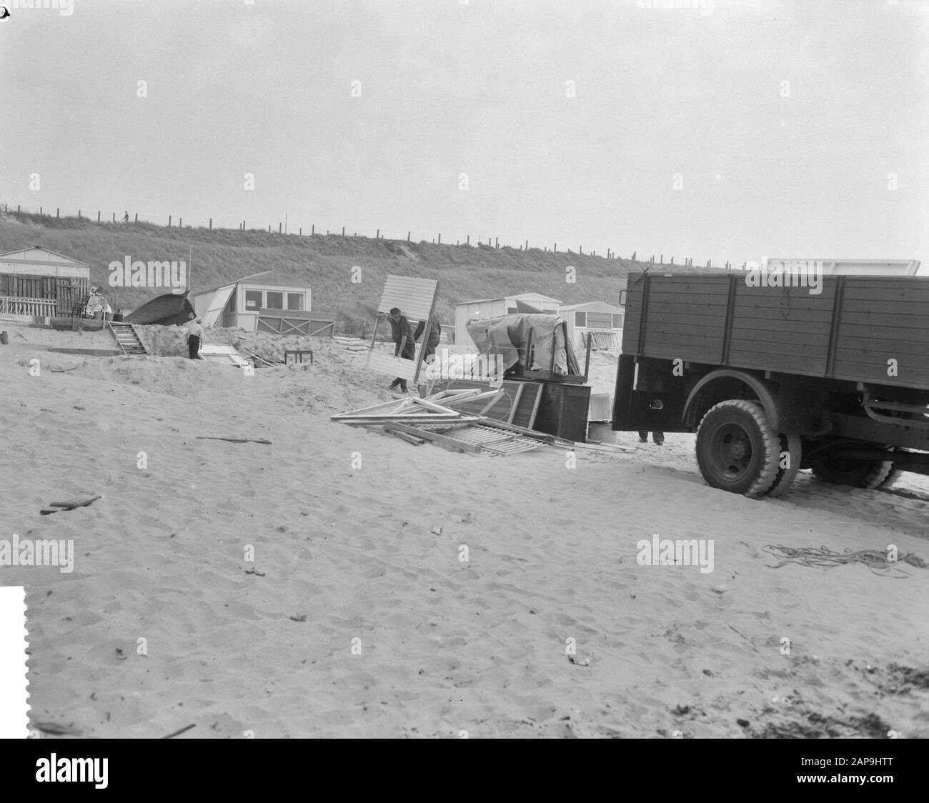Cottages village summer Black and White Stock Photos & Images - Alamy