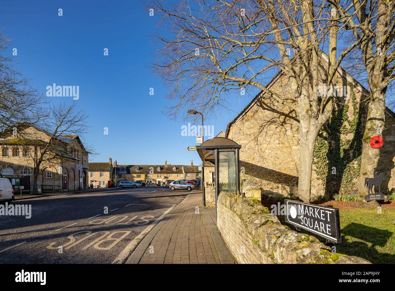 St marys church bampton church hi-res stock photography and images - Alamy