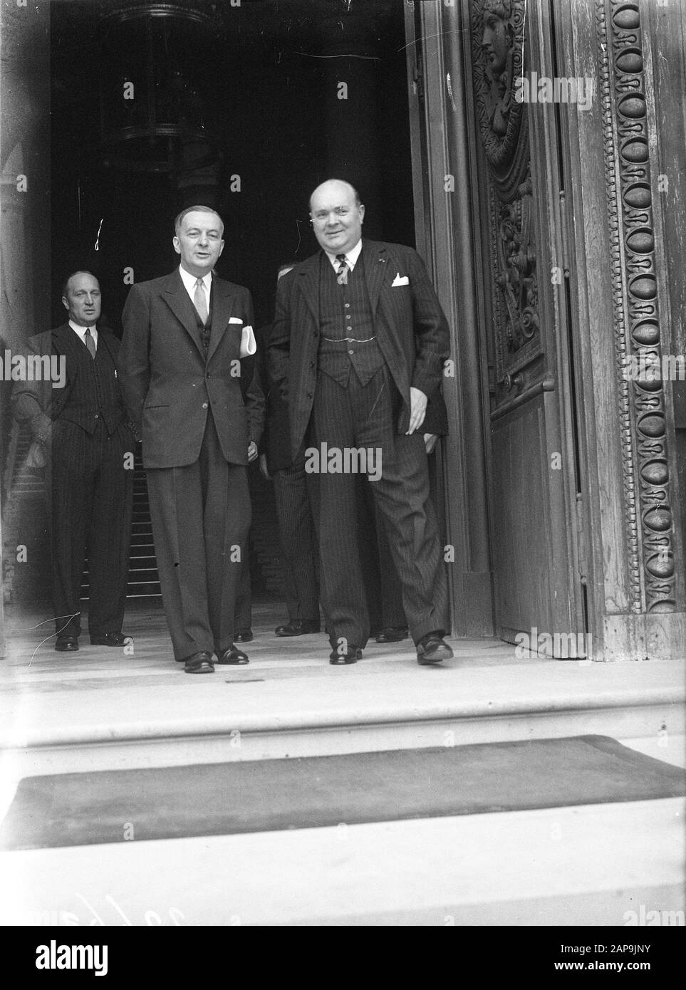 Paris peace conference 1947 hi-res stock photography and images - Alamy