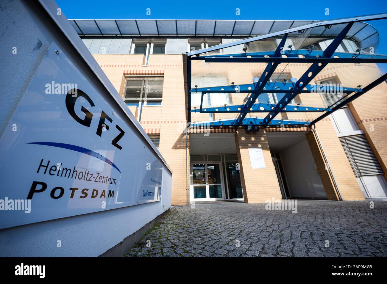 Gfz logo hi-res stock photography and images - Alamy