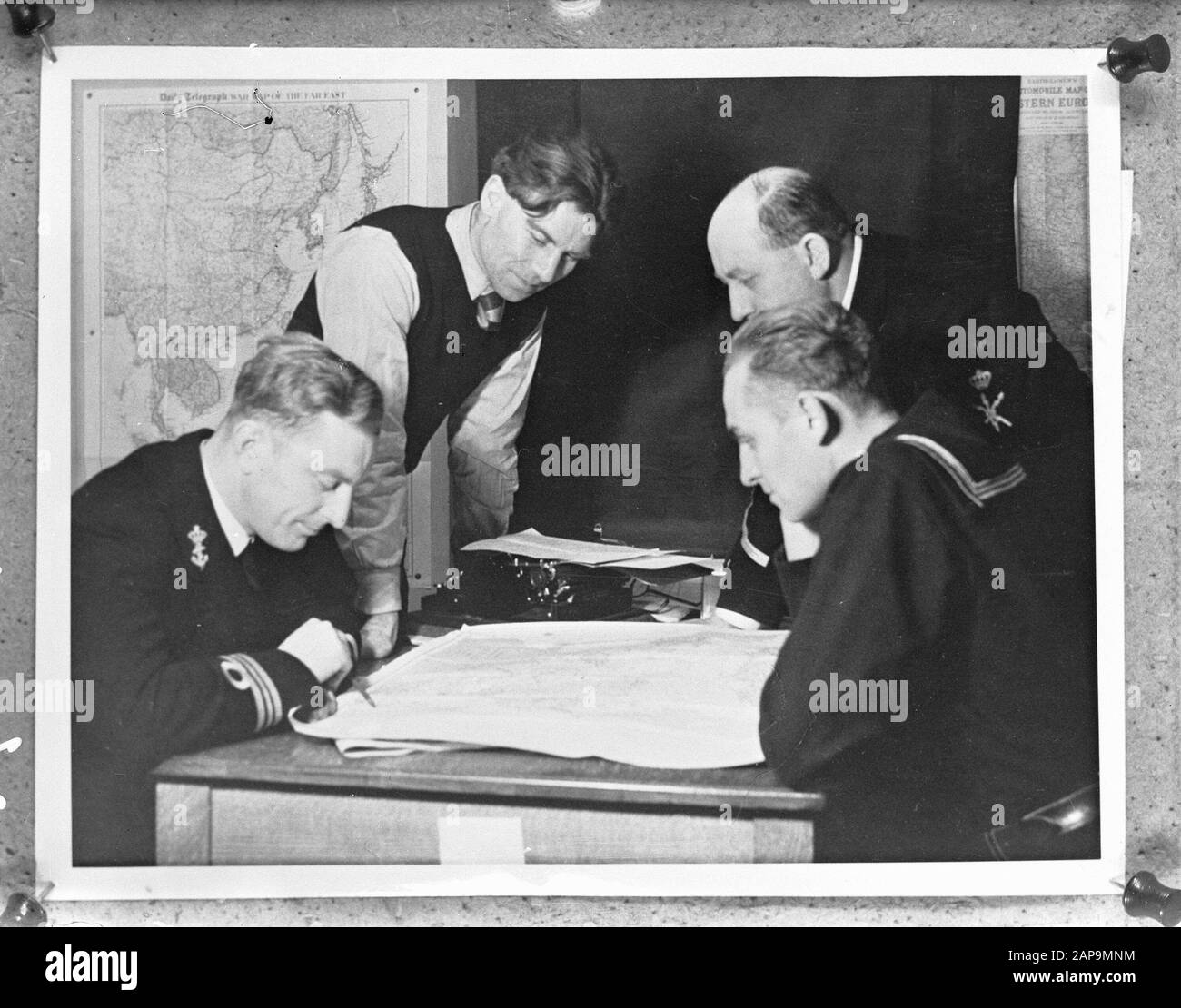 German u boat commander hi-res stock photography and images - Alamy