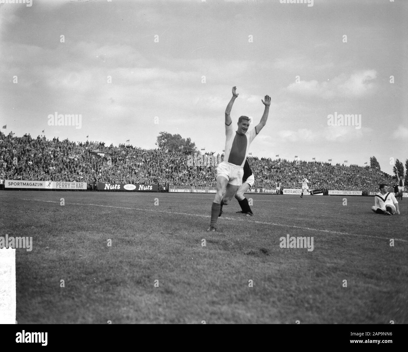 Game moment attack Black and White Stock Photos & Images - Alamy