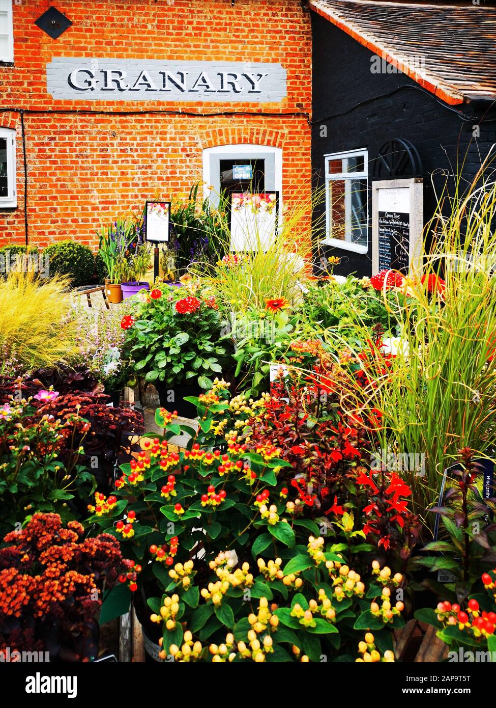 hatton shopping village courtyard warwickshire england uk Stock Photo ...