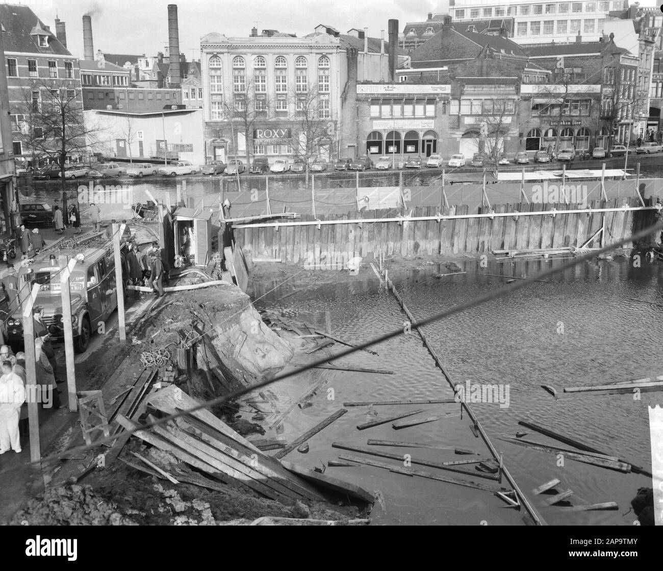Construction pit on Singel flooded Date: November 20, 1963 Keywords ...