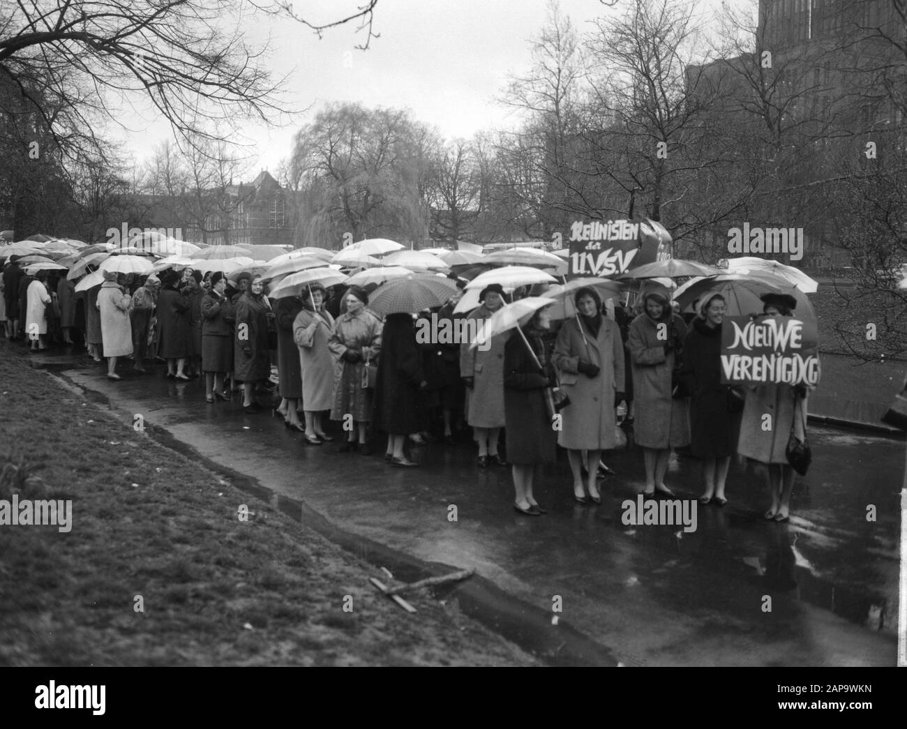 Utrecht female students association hi-res stock photography and images ...
