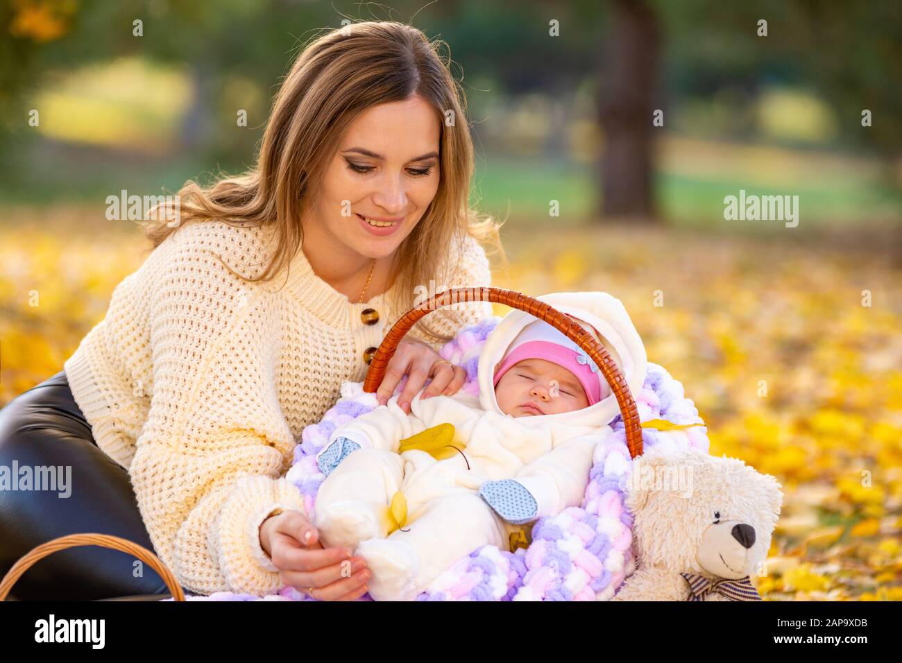 Crouched child hi-res stock photography and images - Alamy