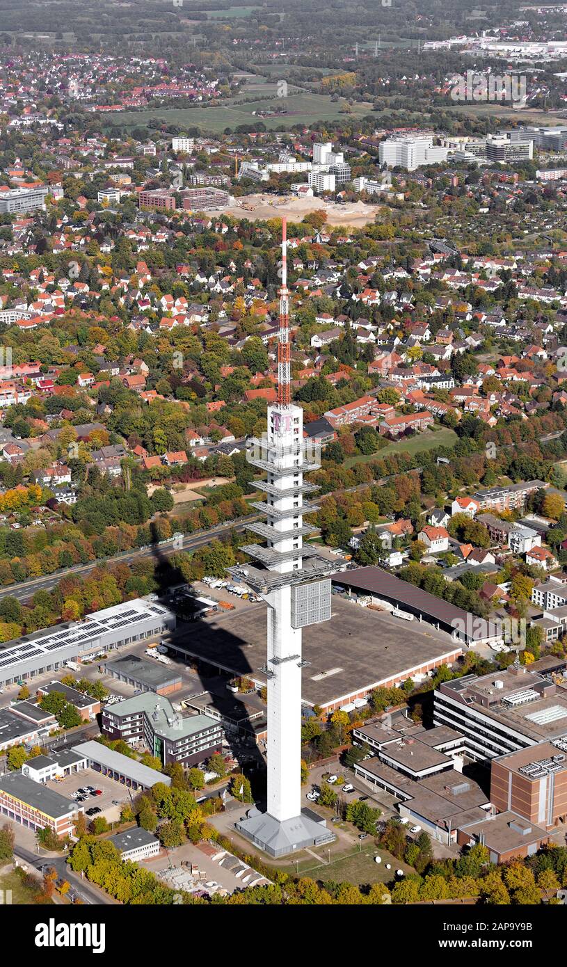 Telemax telecommunications tower hi-res stock photography and images ...