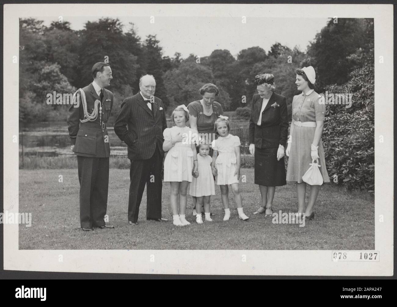 Bvisit Winston Churchill and his family to the Netherlands, one year ...