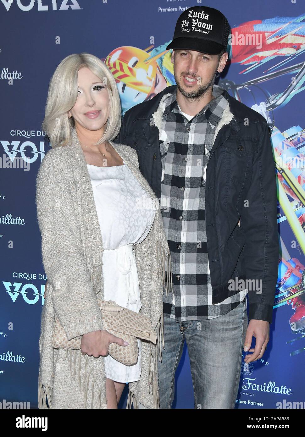 Los Angeles, USA. 21st Jan, 2020. Jonathan Jonah and Wife arrives at ...