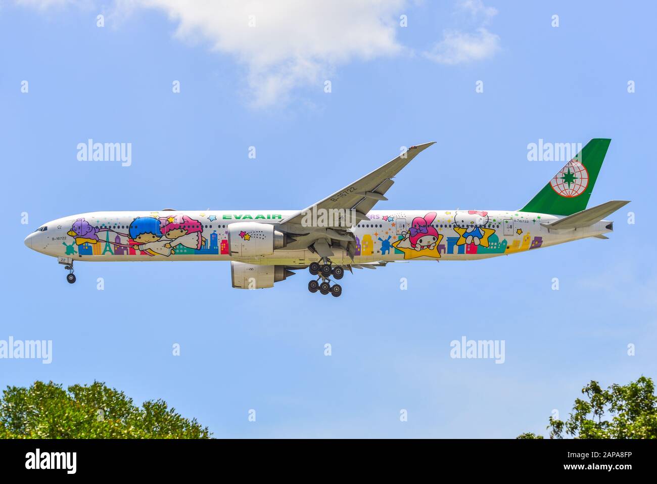 Singapore - Mar 27, 2019. B-16722 EVA Airways Boeing 777-300ER (Hello ...