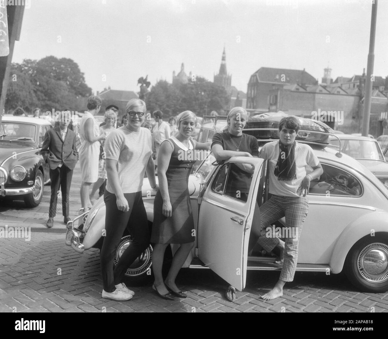 Swimming champions on holiday to Italy Description: The Swimming ...