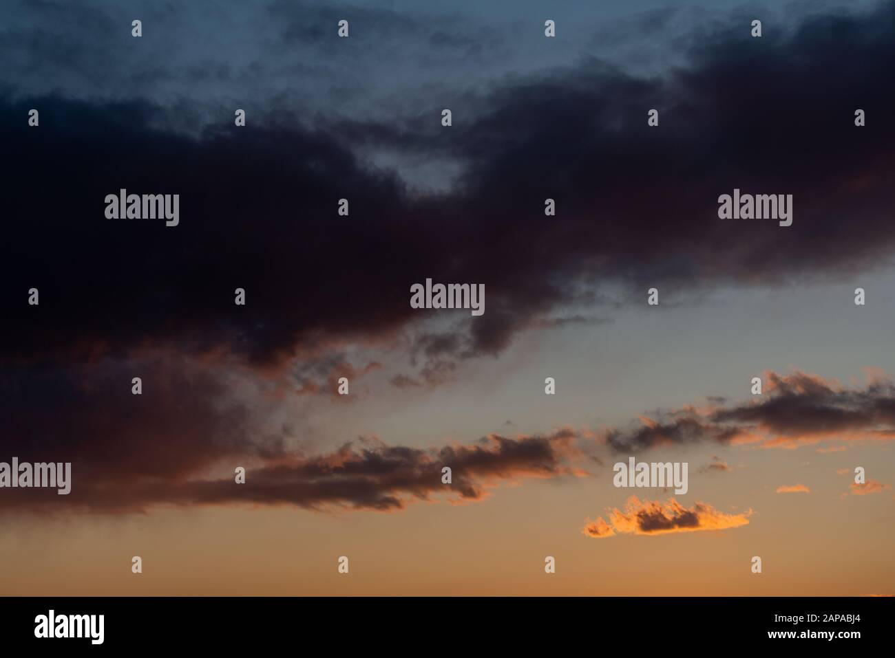 Orange and blue atmosphere hi-res stock photography and images - Alamy