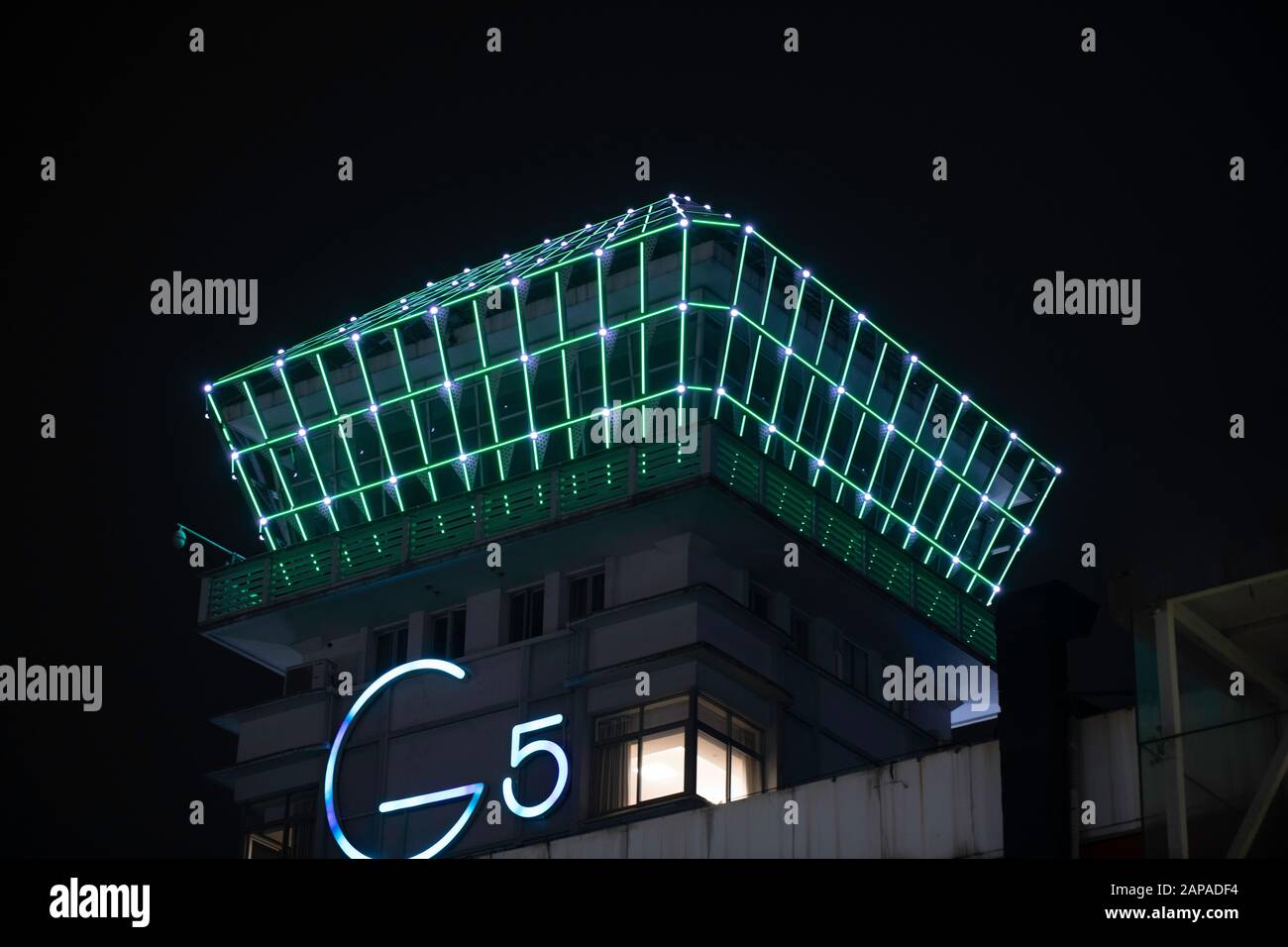 China birding hi-res stock photography and images - Alamy