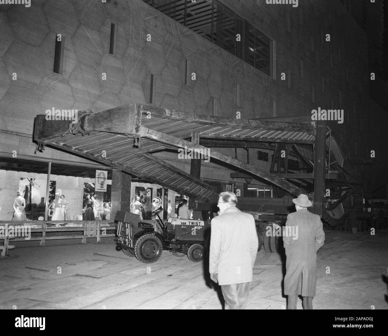 Beehive monument of Naum Gabo. Night transport Bijenkorf-monument Date ...