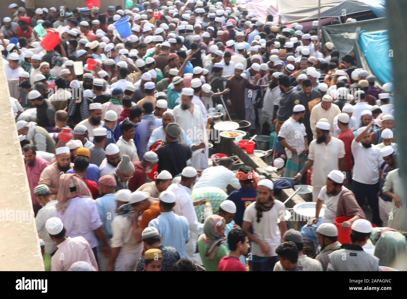 Bishwa Istema 10jan,2020.Gazipur, Dhaka Bangladesh - Muslim devotees ...